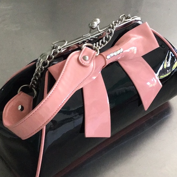Pinup Couture | Bags | Pinup Couture Blackpink Shiny Patent Vintage ...